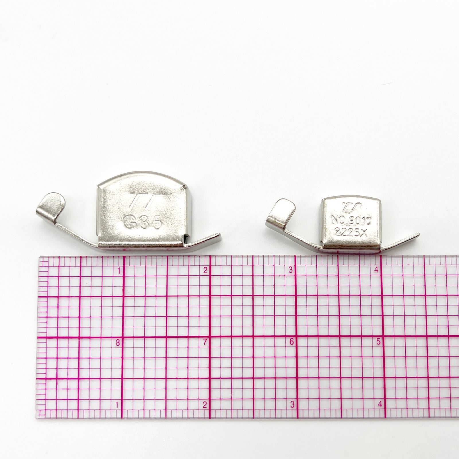 Magnetic Seam Guide in 2 Sizes – Stitch Love Studio